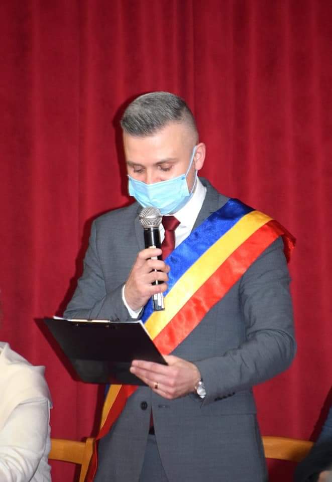 Florin Liviu Tabacaru si Alexandru Novac au primit titlul de cetățeni ...